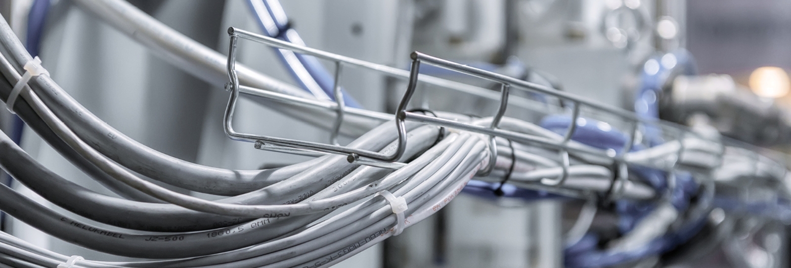 telecommunications cable splicing